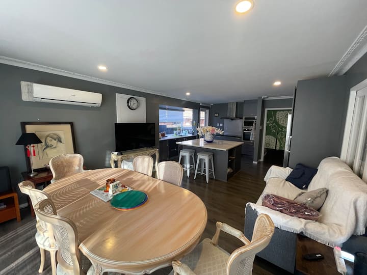 Premium Single-level 2br 2bath Home Near Uc Campus - Prebbleton