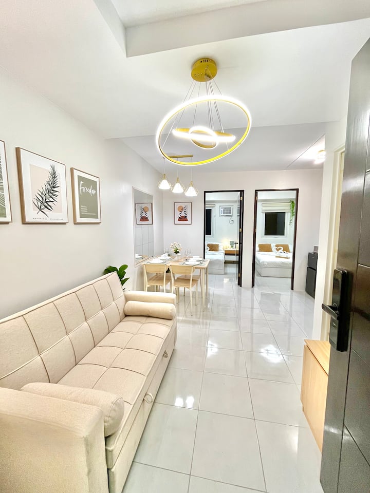 6pax -2br Condo Oakridge| Free Breakfast For 3pax - Cebu City