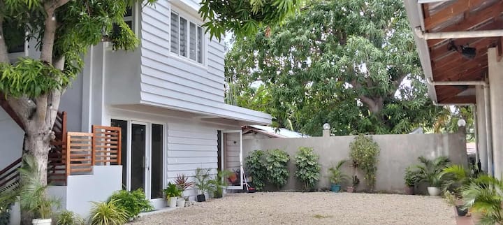 4br Seascape Villa - Calatagan