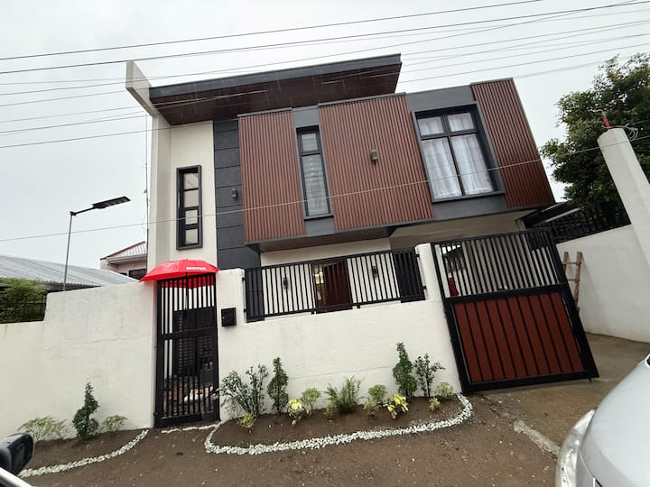 Your Relaxation Starts At Hollen’s Crib! - Cabanatuan