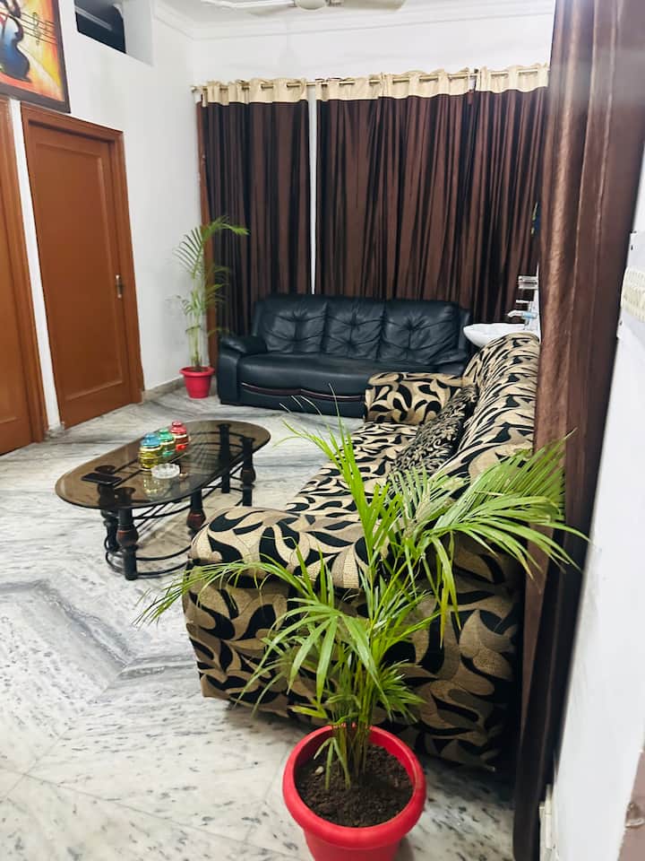 Cozy & Spacious Home - Jammu