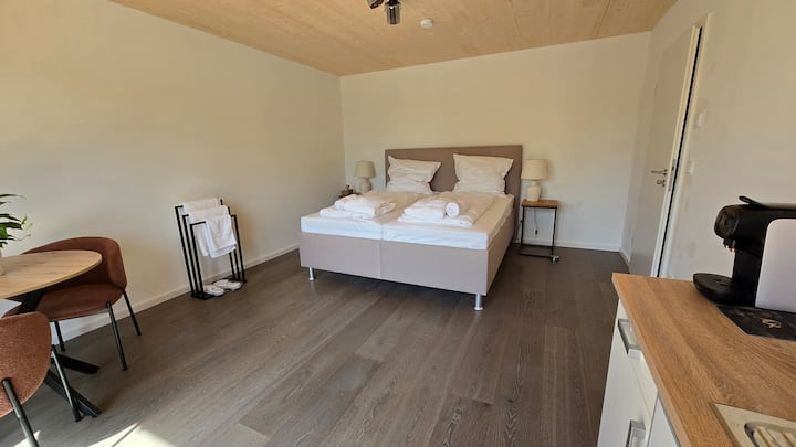 2 Bedroom Apartment With Balcony - Peißenberg