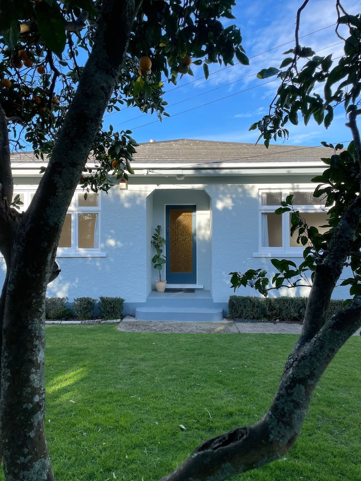 Charmin Getaway In Katikati - Katikati
