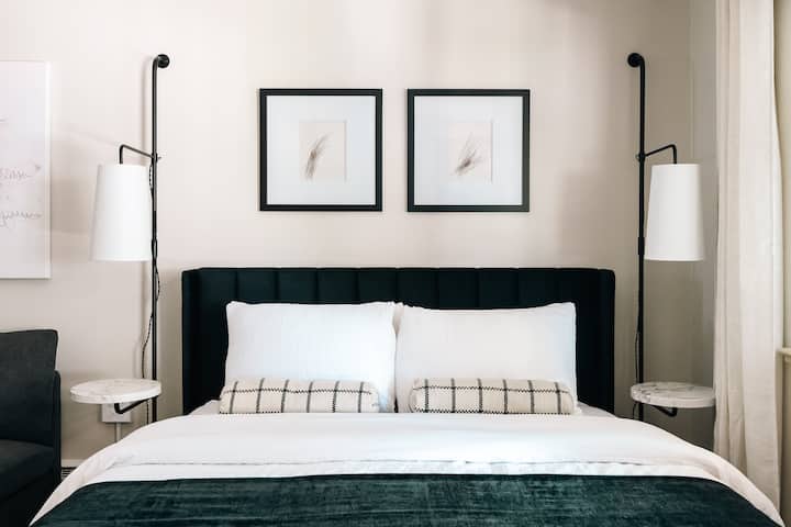 Walk To Du | Private Studio #6 + Parking - Englewood, CO