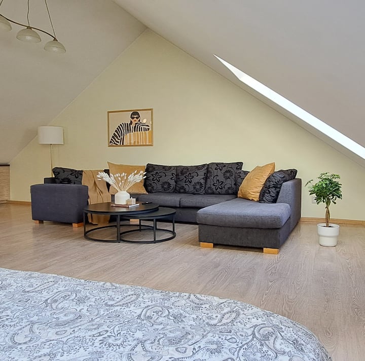 Cozy Apartment Next To Old Town - Tallinn