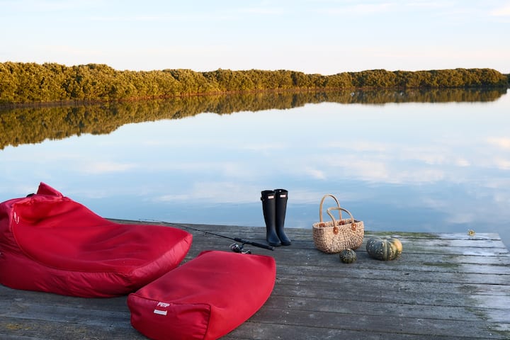 Exclusive Private Waterfront Estate Getaway - Koo Wee Rup