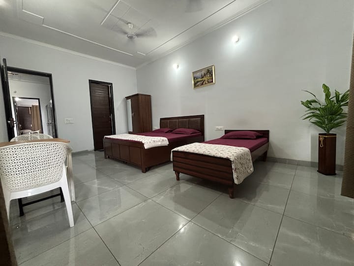 Airport Bnb Homestay - Sahibzada Ajit Singh Nagar