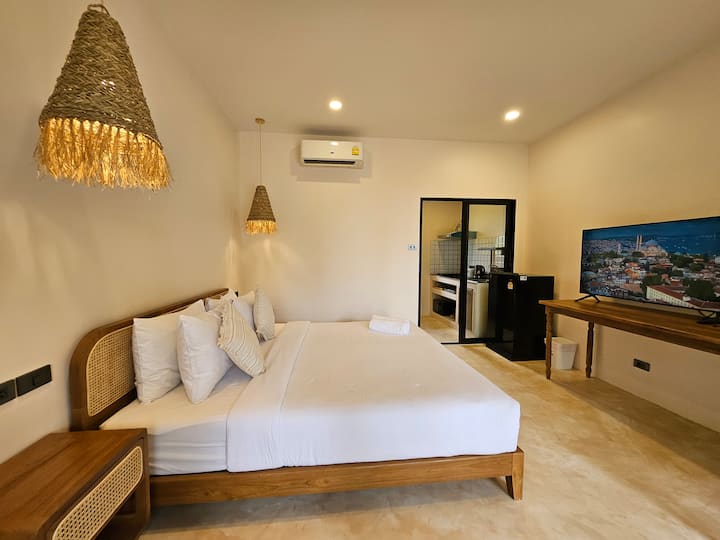 Deluxe Double Kitchen Pool View - Ko Pha Ngan