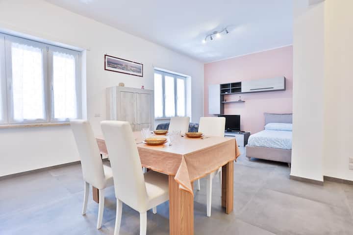 Guesthost - Casa Maria - Salerno