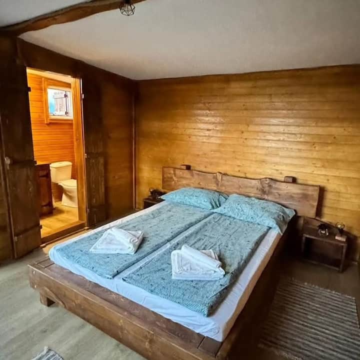 Walhalla Camping - Budureasa