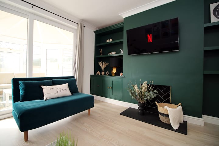 Weekly Special | 10% Off | Wifi |Parking |Sleeps 6 - Bath
