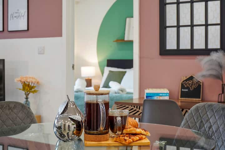 Book Weekly | Save 10% | Wifi | Parking | Sleeps 5 - Bedford, Royaume-Uni