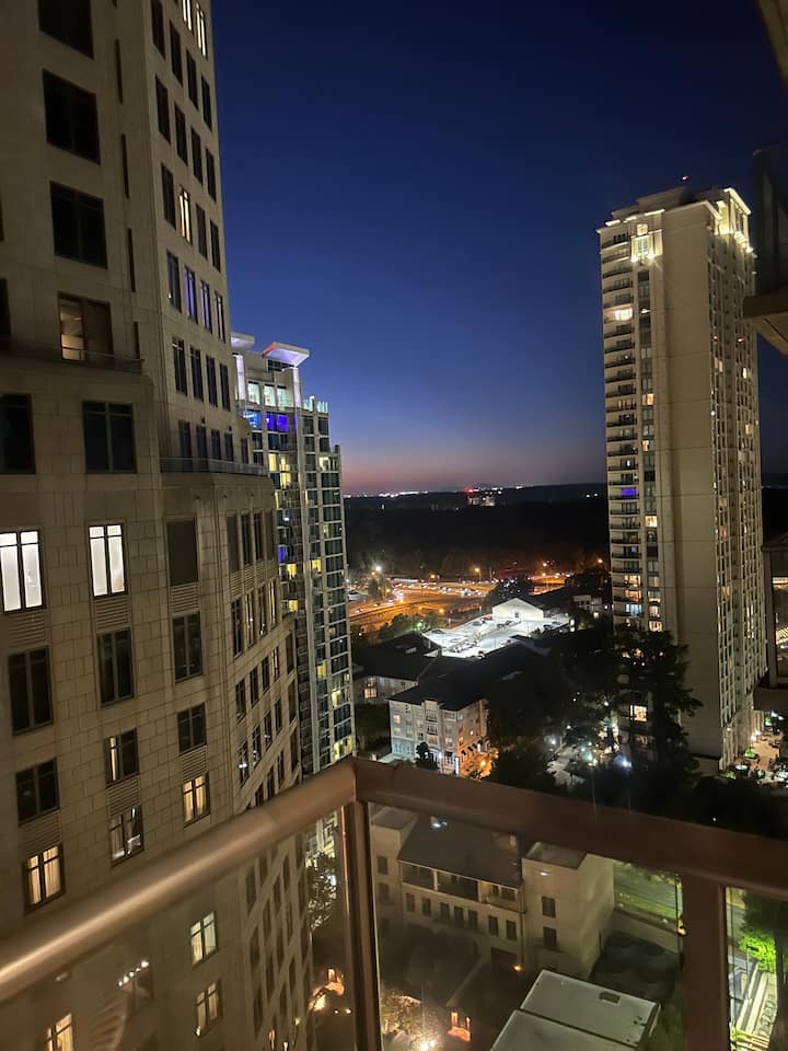 Luxury Buckhead Retreat | City View, Walk To Lenox - Atlanta, GA