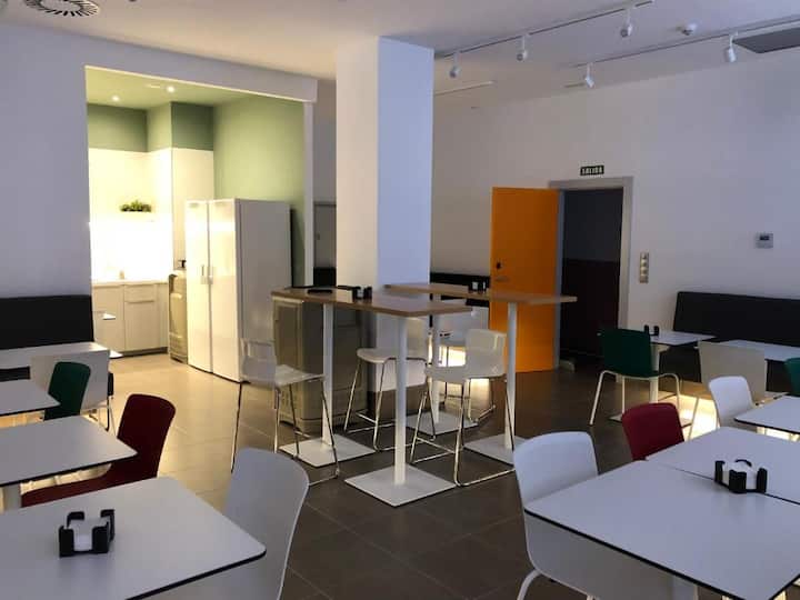 The Book Factory Hostel By Gaiarooms - Triple - Valladolid