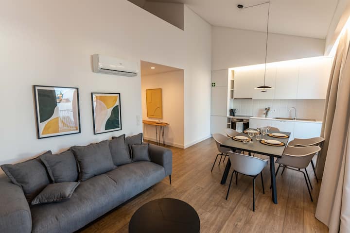 2-bedroom Mezzanine Lírio – Central Ponta Delgada - Ponta Delgada