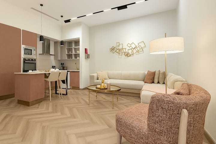 361 Stay Luxury/ 2br / 75" Tv - Jeddah