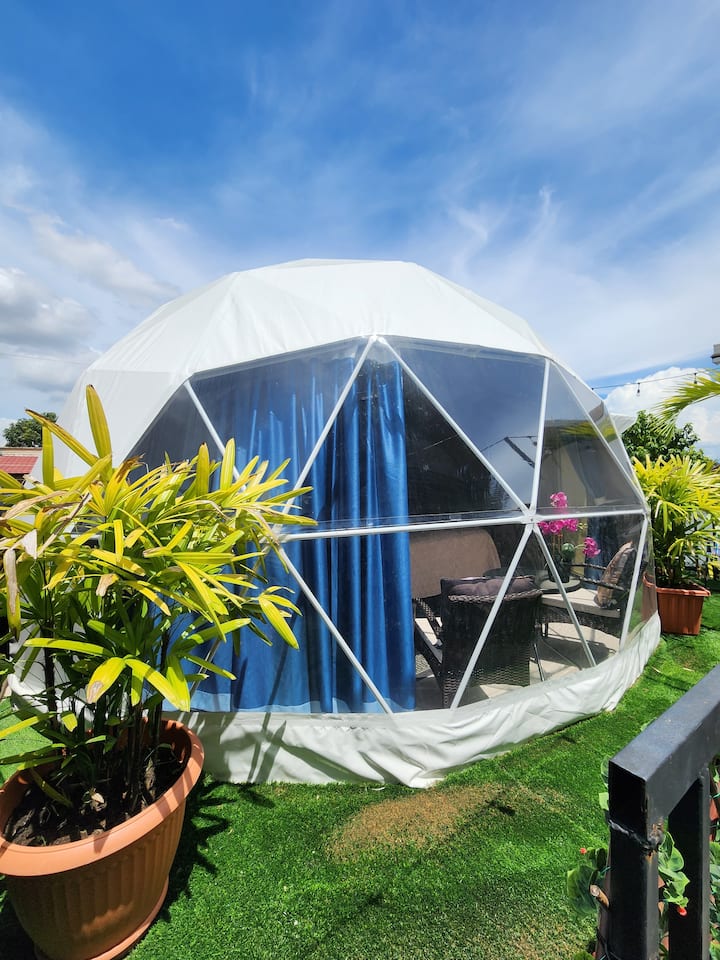 El Primer Domo Urbano, Moderno Con Piscina - Honduras