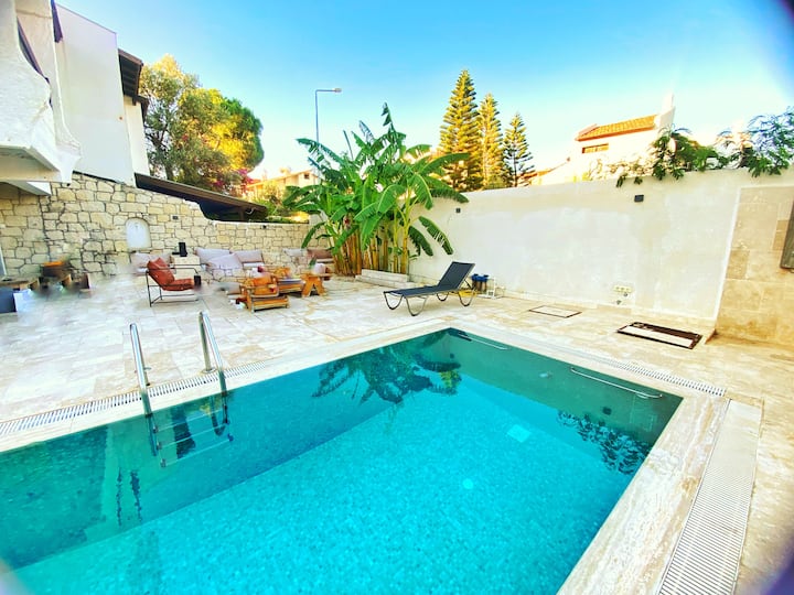 Private Pool Villa In Alaçatı - Alaçatı