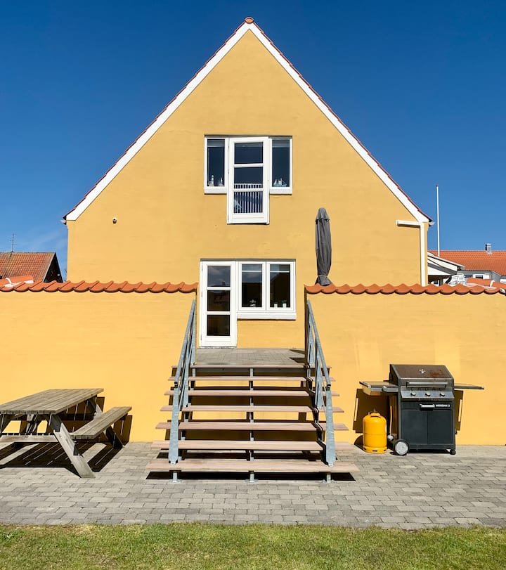 2.tag Et Smut Til Skagen, Rygbo Er Lige Sagen. - Skagen