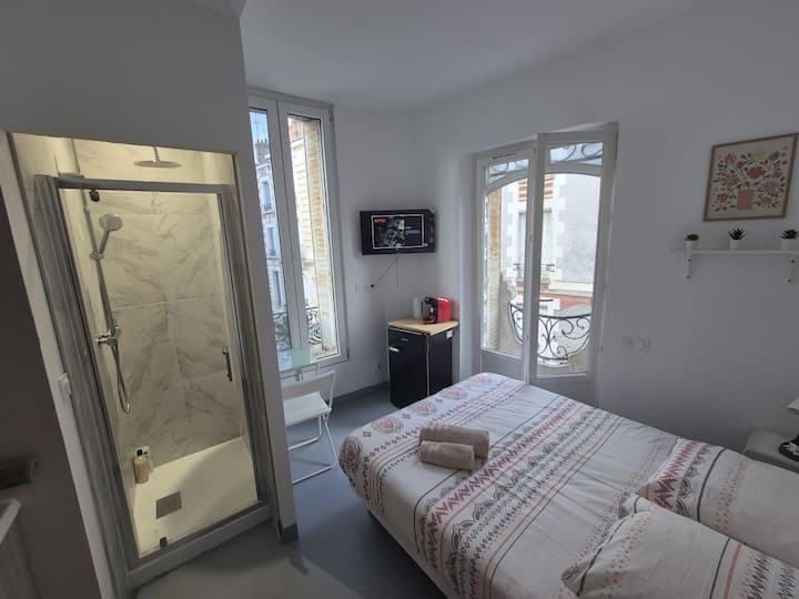 Chambre Privée 4 Face Gare Orléans - Saran