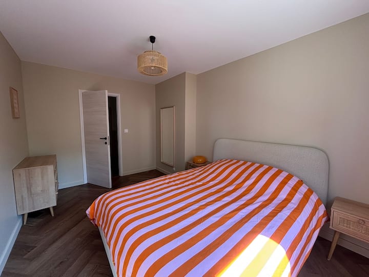 Appartement Cosy Avec Balcon Et Parking – Annecy - Annecy