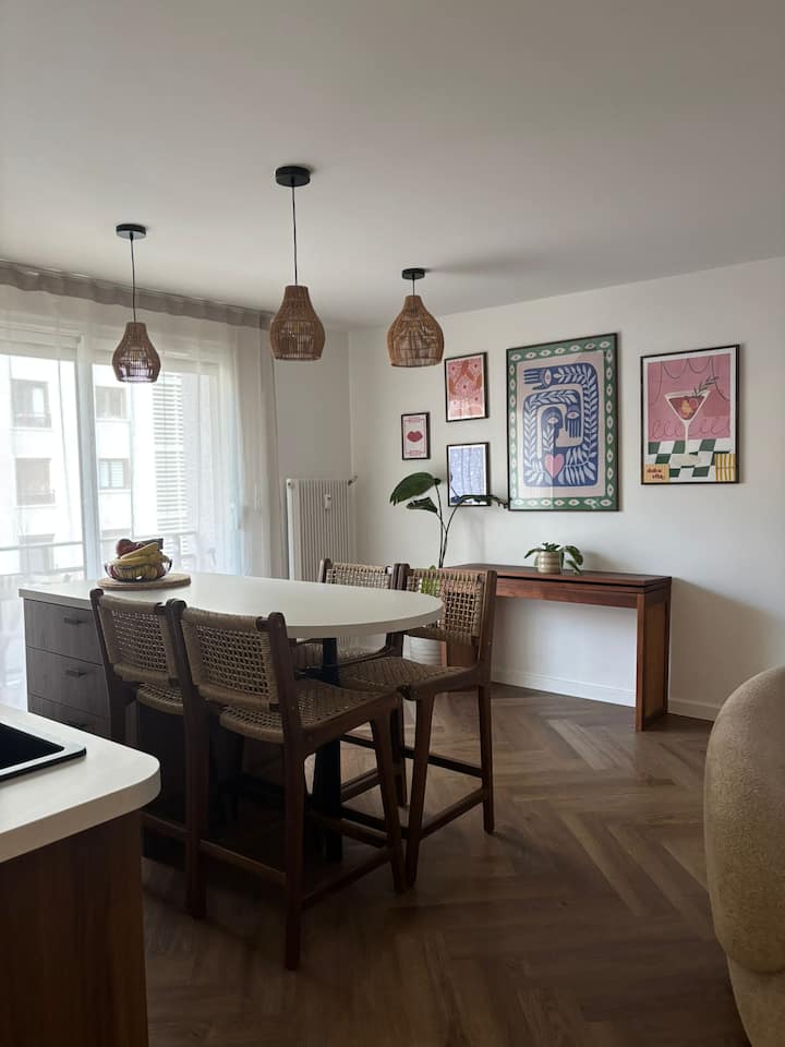Appartement Cosy Avec Balcon Et Parking Annecy - Annecy