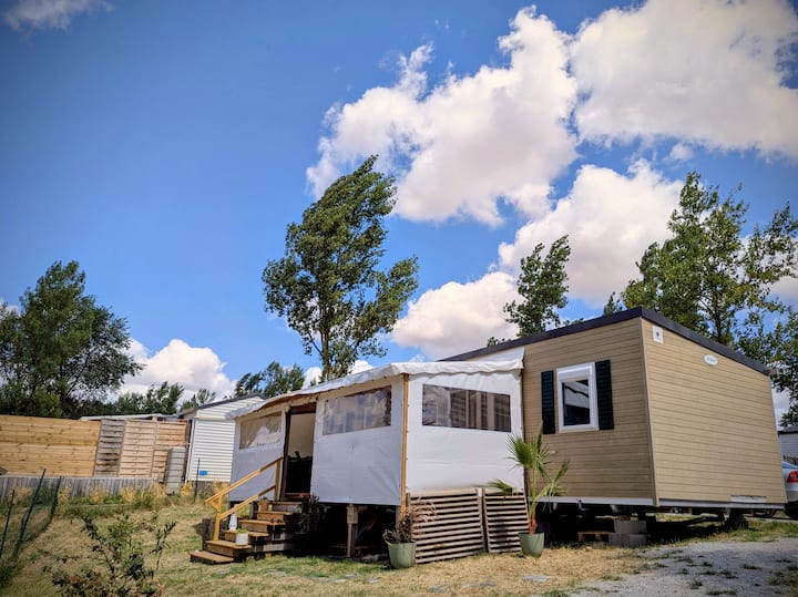 Mobilhome Climatisé éQuipé 6/8 + Piscine/jacuzzi - Issel