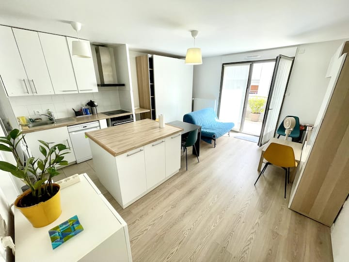 Appartement Lumineux Avec Balcon - Chambre Séparée - Ivry-sur-Seine