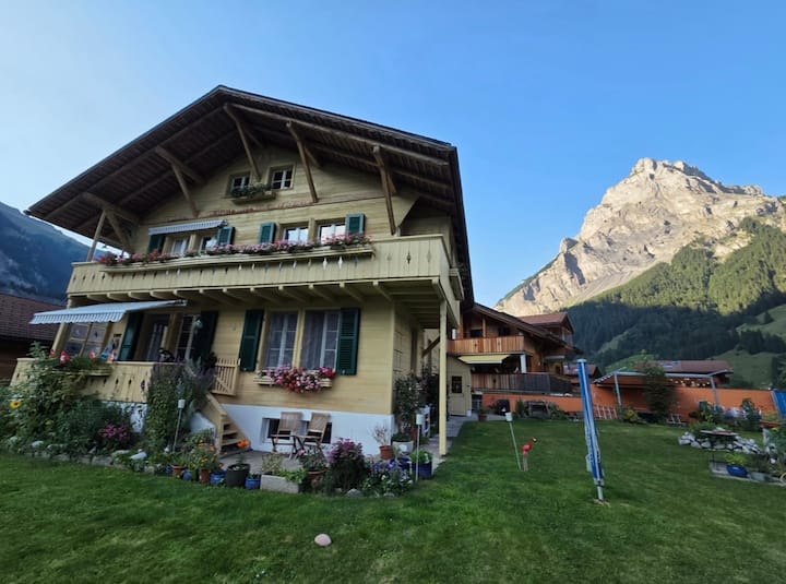 "Chalet Blumenau-ferien Im Herzen Von Kandersteg" - Kandersteg