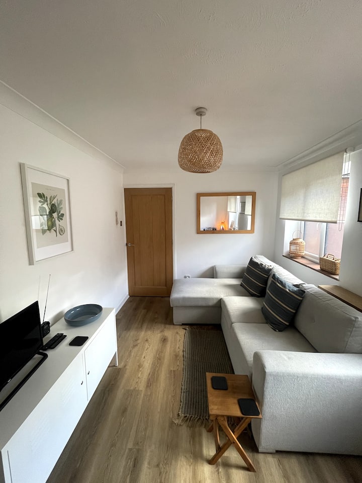 Calming Studio In A Pretty Market Town - Mold