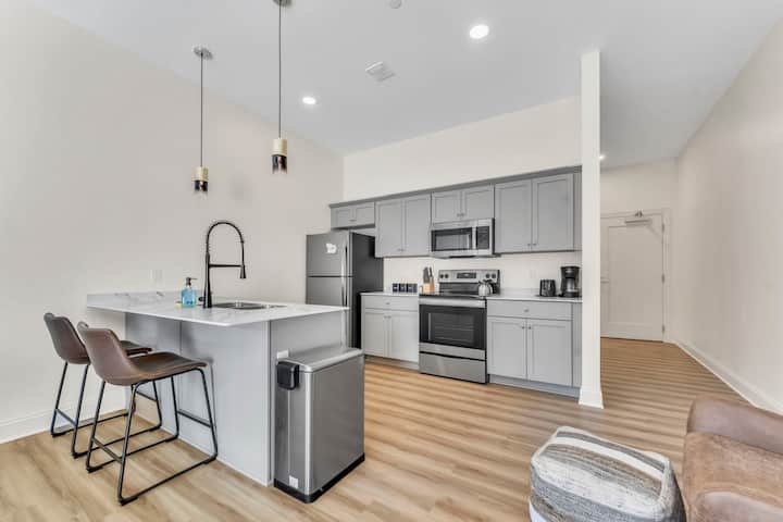 Historic Mansion Modern Living - Buffalo, NY