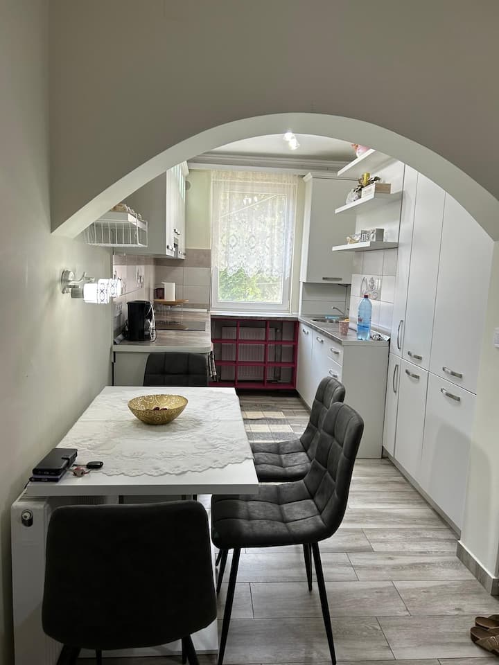 Csendes Blokk Lakás - Târgu Mureș