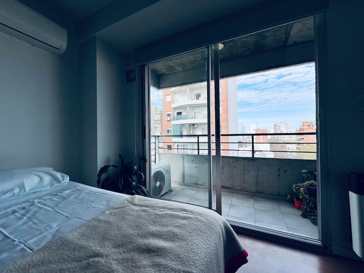 Loft Nómade Rosario
Minimalismo+experiencia Local - Rosario