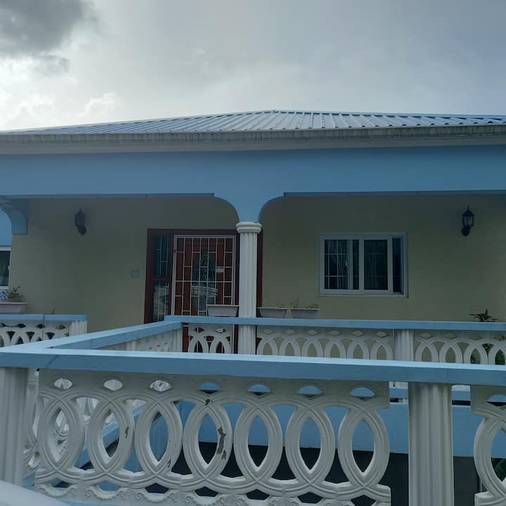 Blue House On The Terrace - Saint Lucia