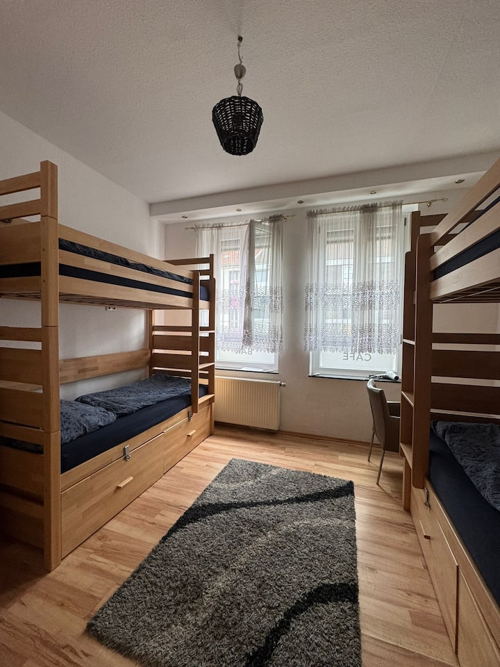 Private Room With 4 Beds - Essen