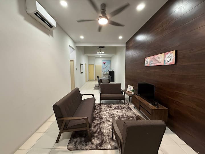 Hillside Homestay By Ummisya - Rembau