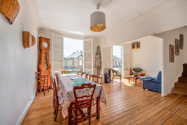 Grande Maison De Ville à Houlgate - 9 Pers - Houlgate