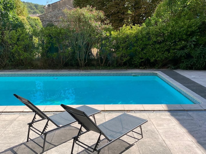 Oasis Au Coeur Du Village Avec Piscine - Cadarache