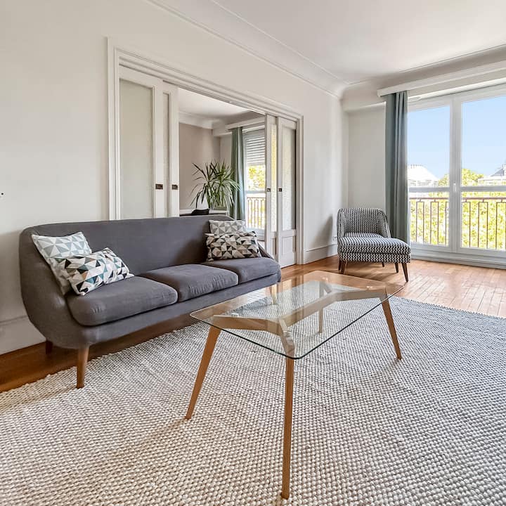 Plein Centre Spacieux T4 Rénové Fibre Rapide - Lanester