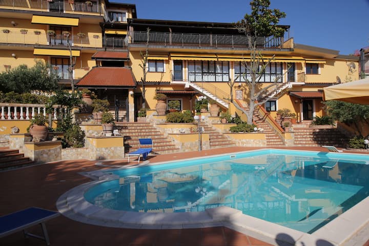 Villa In Collina Vista Al Mare - Paola