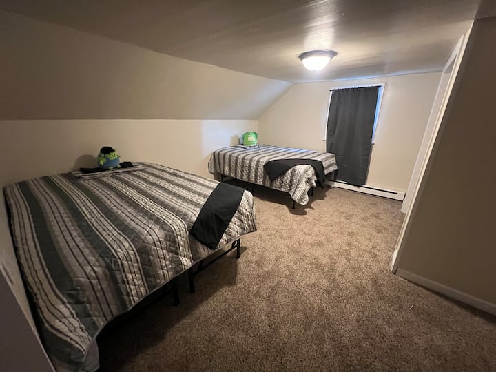 Quiet Home With Plenty Of Space - Nazareth, PA