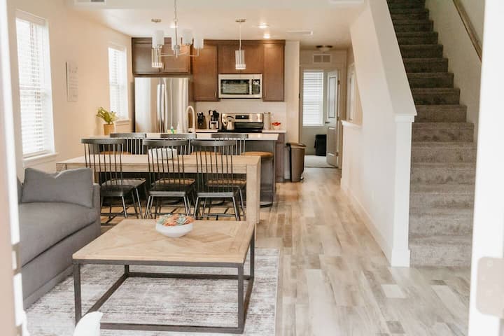 Entire Townhome In Mccall, Idaho - McCall, ID