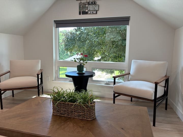 Cozy Retreat Near Spirit Lake, 1 Bd Sleeps 4 - Spirit Lake, IA
