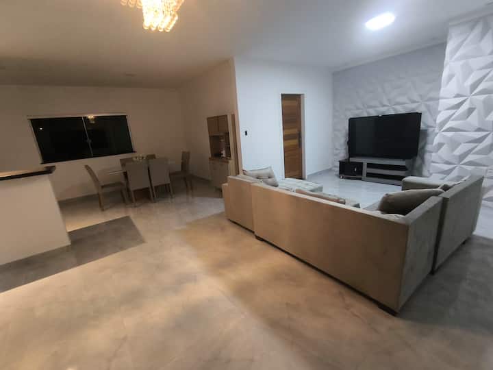 Linda Casa Moderna E Confortável - Manaus