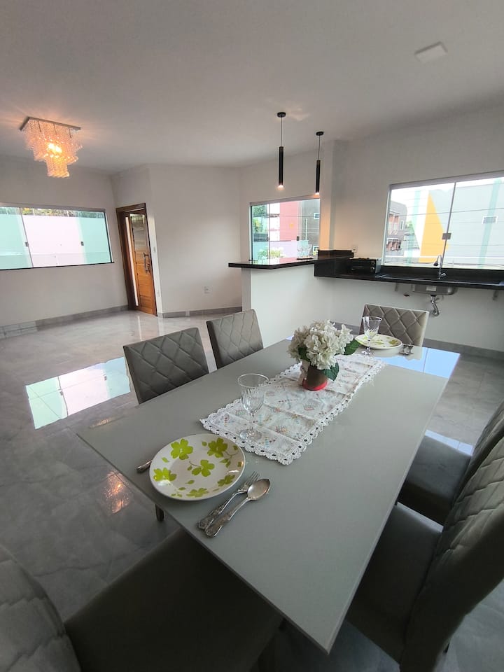 Linda Casa Moderna E Confortável - Manaus