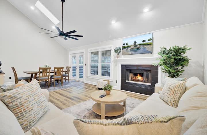 Game Room• Fireplace • Bckyrd Deck •Fire Pit •Pets - Charleston, SC