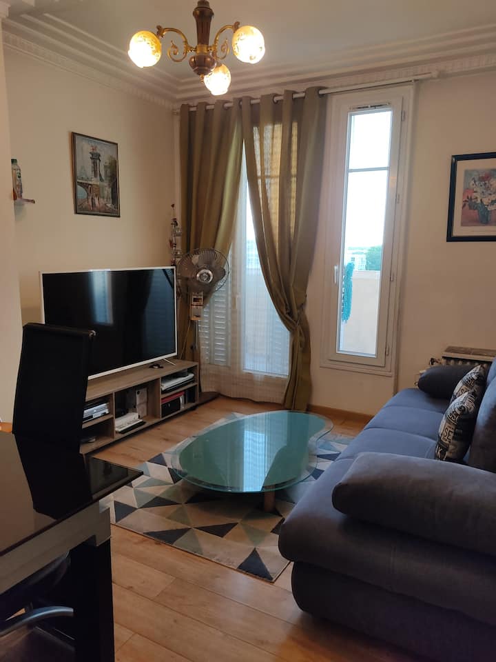 Logement Sur Paris Avec Une Belle Vue ! - Clichy