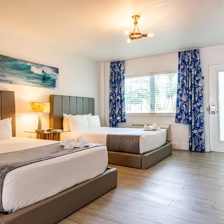 Studio With 2 Queen Beds - Unit A - Aventura, FL