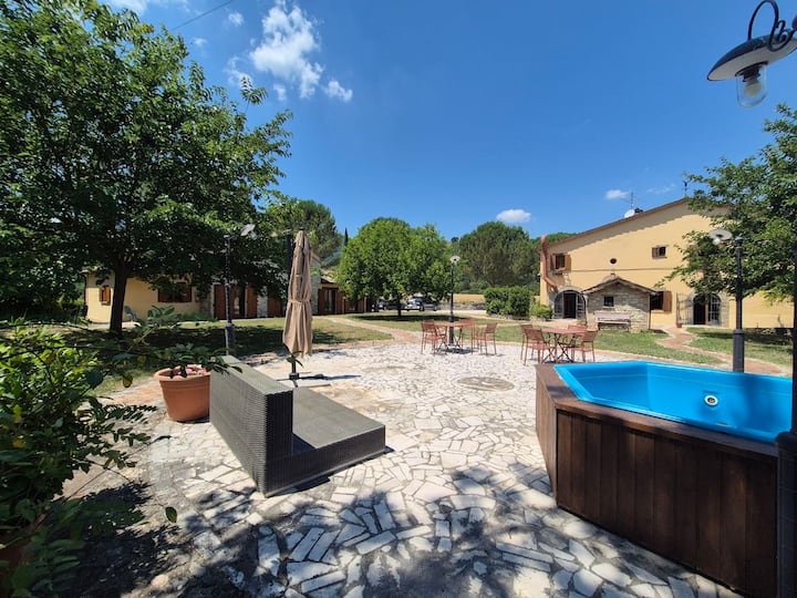 Villa Con Idromassaggio - Tenuta Le Garzaie - Italy