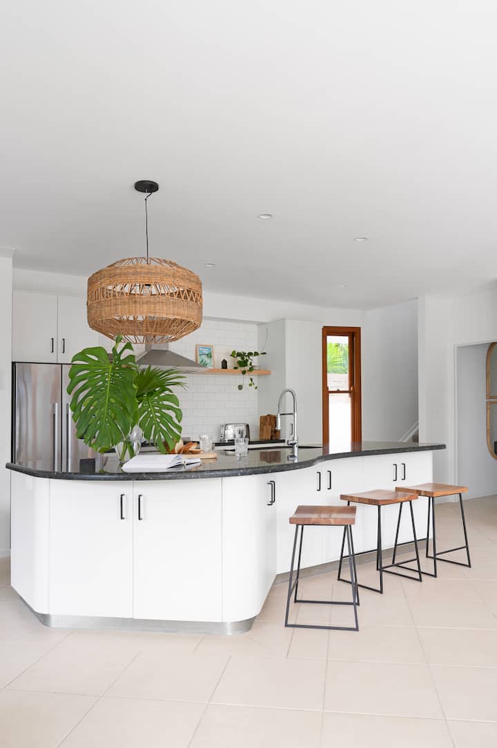 Luxury Beachfront- Private Pod Studios - Byron Bay